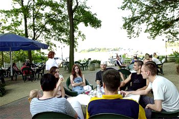 Malge Gasthaus am See | Biergarten |Marina & Camping | Pension | Marina ...