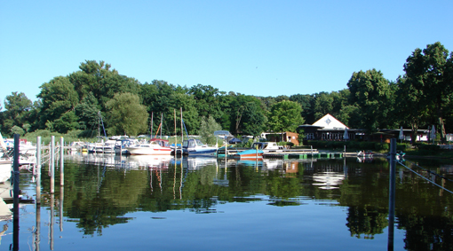 Malge Gasthaus am See | Biergarten |Marina & Camping | Pension | Marina ...
