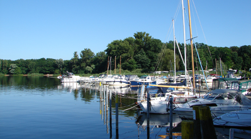 Malge Gasthaus am See | Biergarten |Marina & Camping | Pension | Marina ...